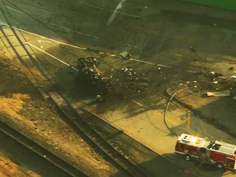 АНУ ын Лос Анжелес хотод шингэрүүлсэн хий ачсан автомашин дэлбэрчээ